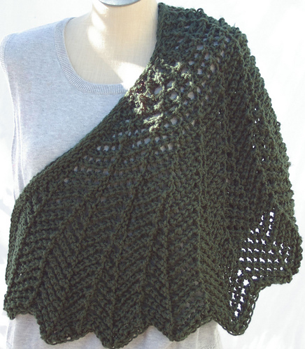 Ravelry: Raven-shawl pattern by Gari Lynn
