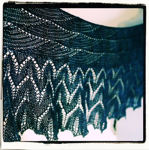 Ravelry: Rainstorm Shawl pattern by Giddy Davies