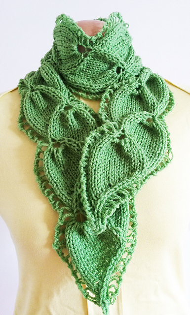 Ravelry: Scarf Twin Leaf pattern by Jen Giezen