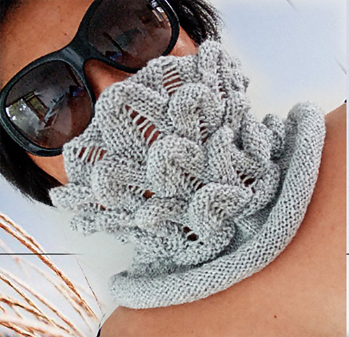 Ravelry: Dragon Cowl pattern by Jen Giezen
