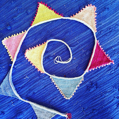 Ravelry: Celebration! Picot Bunting pattern by Gina Ross Design