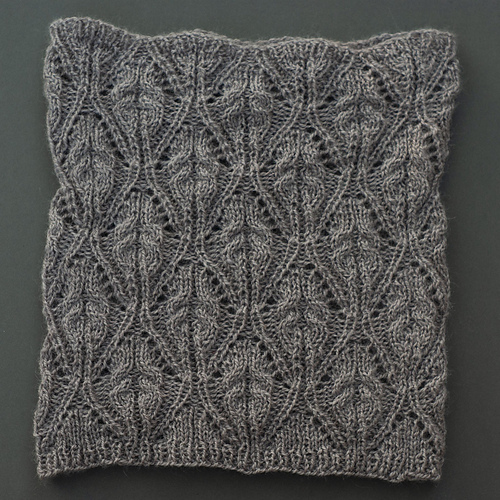 Ravelry: Valency Cowl pattern by Virginia Sattler-Reimer