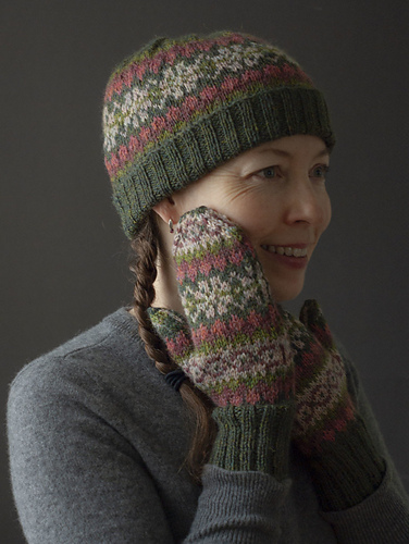Ravelry: Scumble Mittens pattern by Virginia Sattler-Reimer