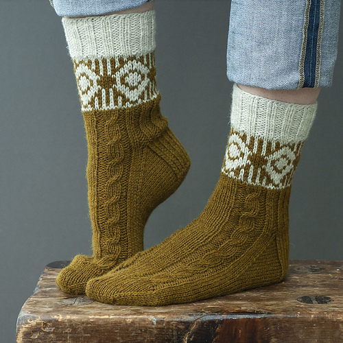 Ravelry: Moongate pattern by Virginia Sattler-Reimer