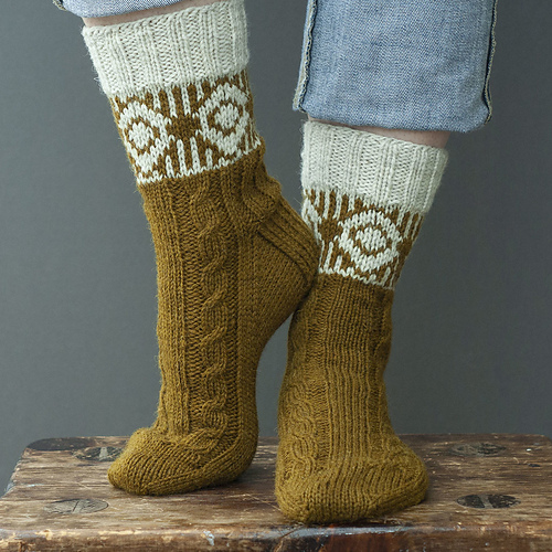 Ravelry: Moongate pattern by Virginia Sattler-Reimer