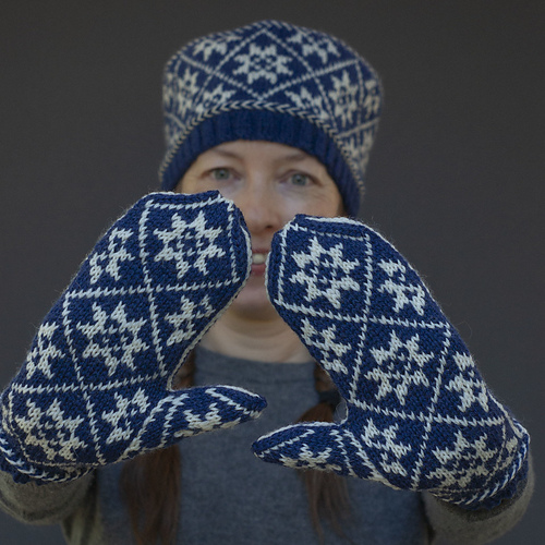 Ravelry: On Point Mittens pattern by Virginia Sattler-Reimer