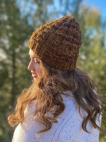 Ravelry: Lost in the Labyrinth Beanie pattern by Aspen Leaf Knits