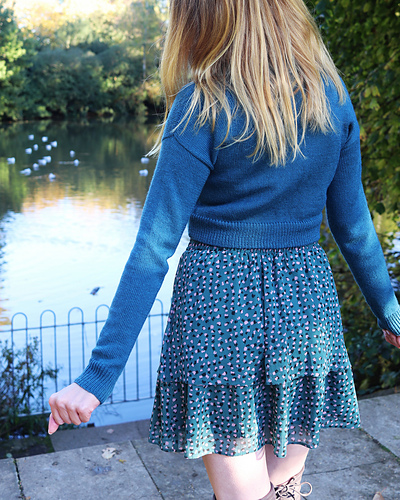 Ravelry: "Girls Best Friend" Cardigan pattern by Lauren Riker