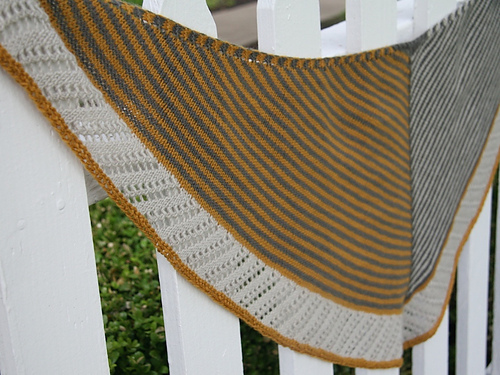 Ravelry: Strié pattern by Melinda VerMeer