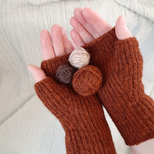 Ravelry: Pax halvvantar och vantar pattern by Linda Lötberg