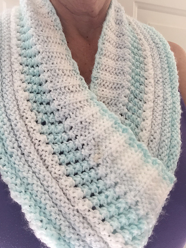Ravelry: Layer Cake Loop pattern by steepndeep's Designs