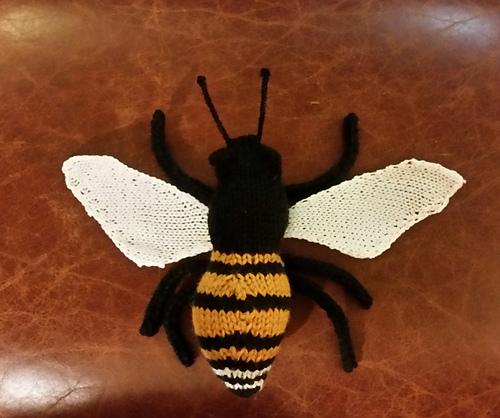 Ravelry: Queen Bee pattern by Sara Elizabeth Kellner