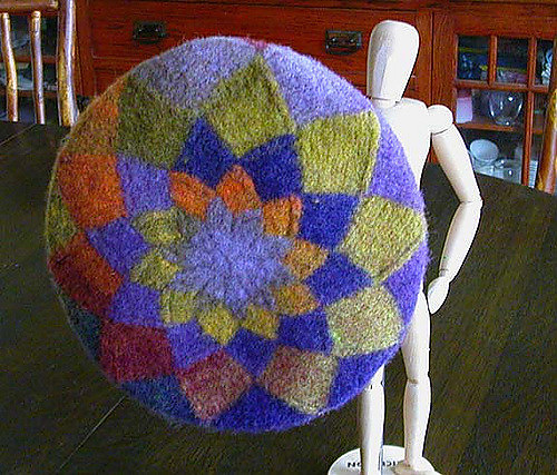 Ravelry: Entrelec Felted Beret pattern by Diane Sutliff