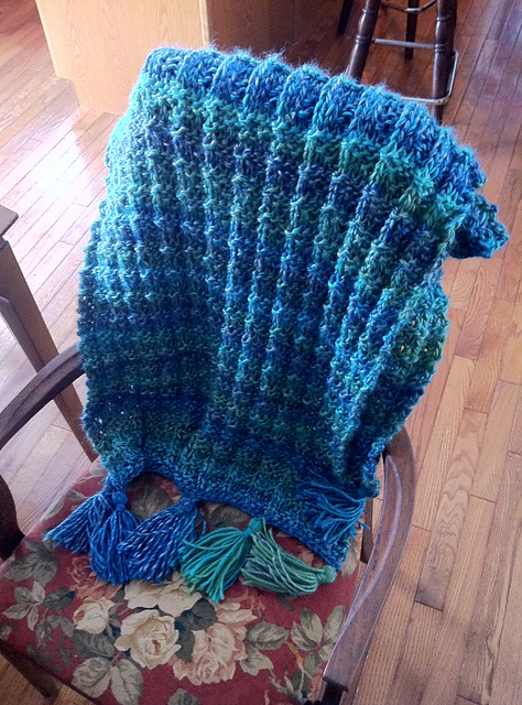 Ravelry: goodmorninggloria's Dragon Scales Prayer Shawl