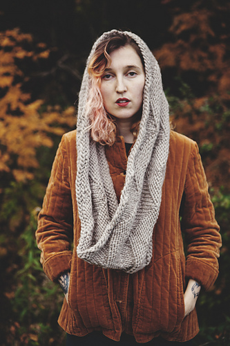 Ravelry: Minto Chevron Cowl pattern by Tara-Lynn Morrison