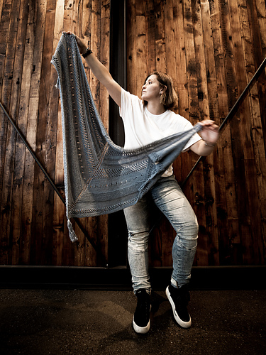 Ravelry: Flying Fox Shawl pattern by Olga Fahim