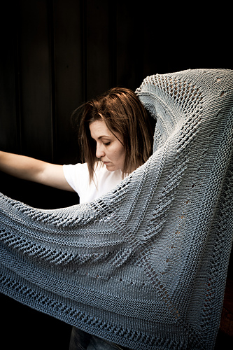 Ravelry: Flying Fox Shawl pattern by Olga Fahim