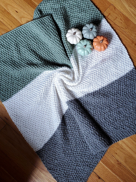 Ravelry: Cozy Colorblock Blanket pattern by Kristin SK