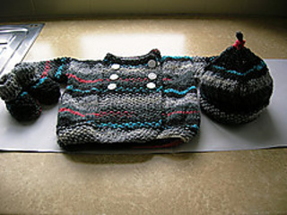 Ravelry: gr8knitwit's Peapod Baby Goth Set