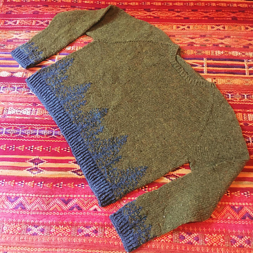 Finished the Alaska Sweater, just in time for a 90 degree day : r/knitting