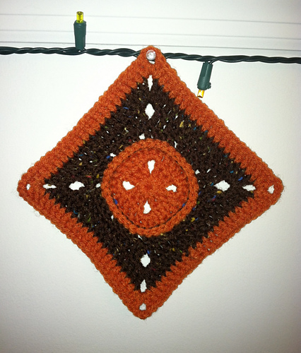 Ravelry: That Button Square pattern by Amelia Beebe