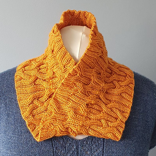 Ravelry: Gnarly Roots pattern by Kath Andrews