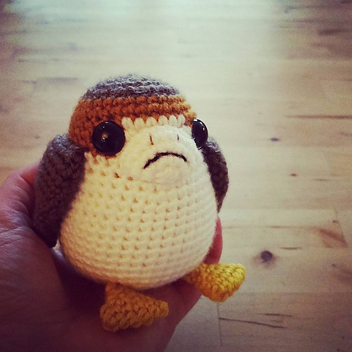 Ravelry: Star Wars Porg pattern by Ham and Eggs