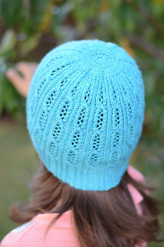 Ravelry: Simple Convolution pattern by Kelly van Niekerk