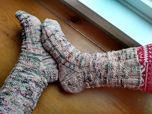 Ravelry: Lincoln Logs Socks pattern by Gwen Moeller
