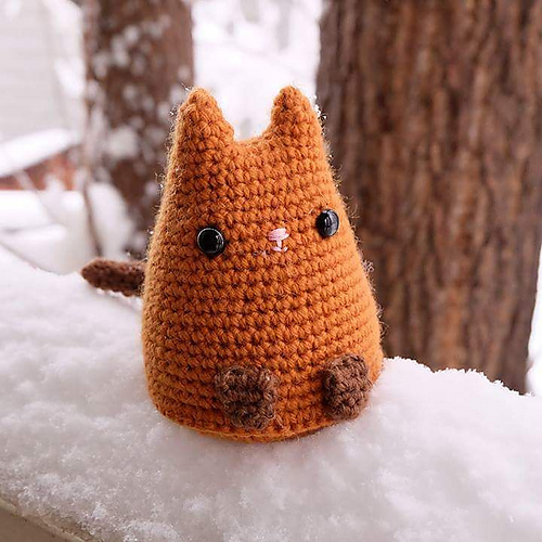 Ravelry: Dumpling Kitty pattern by Sarah Sloyer