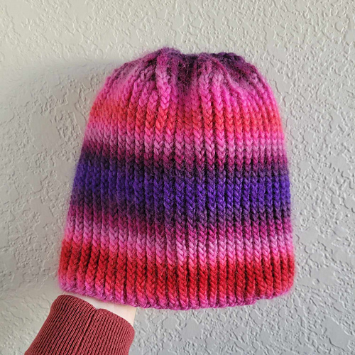 Ravelry: Simply Twisted Beanie pattern by Becca's Knitting Nook