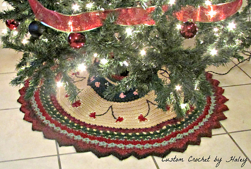 Ravelry: Woodland Tree Skirt pattern by Margret Willson