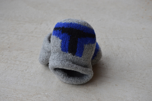 Ravelry: Felted Boba Fett Slippers for Kids pattern by Holly Pinzin