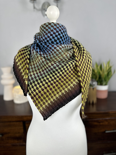 Ravelry: Cat's Eye pattern by handful of colour