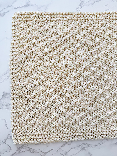 Ravelry: Double Moss Dishcloth pattern by Louise Bollanos