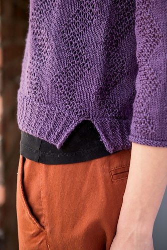 Ravelry: Zigzag Mesh Pullover pattern by Carolyn Noyes