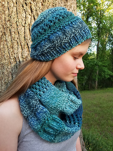 Ravelry: Into the Forest Beanie pattern by Lisa Seifert