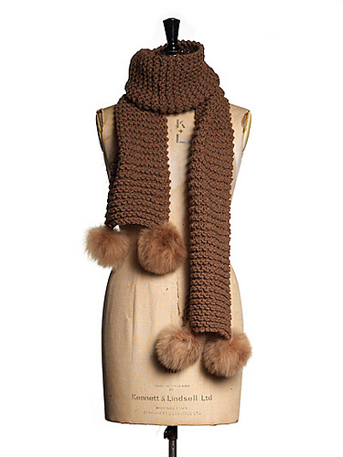 Ravelry: Pompom Scarf pattern by TOFT
