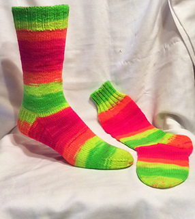 Ravelry: hazelwool's Fluorescent socks