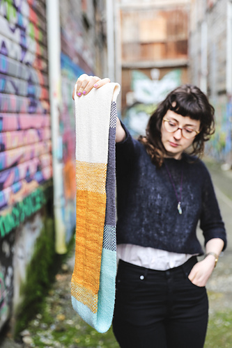 Ravelry: Cityslicker Cowl pattern by Jess Knowles