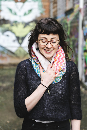 Ravelry: Sucker Punch pattern by Jess Knowles