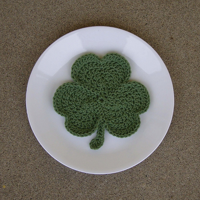 Ravelry: Shamrock Potholder pattern by Priscilla Hewitt
