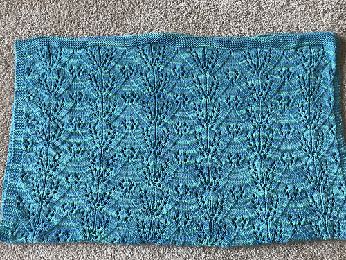 Ravelry: Wrap and Cuddle Blanket pattern by Jennifer Knight