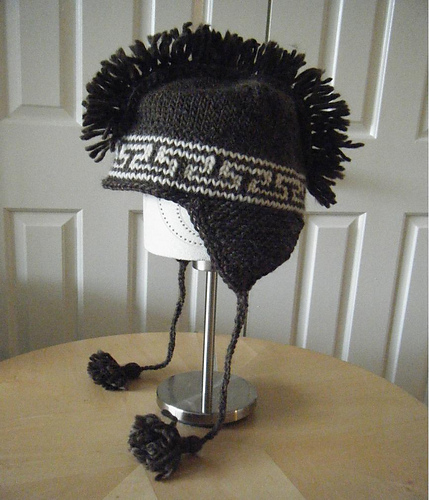 Ravelry: Mohawk Hat pattern by Heidi Adkins