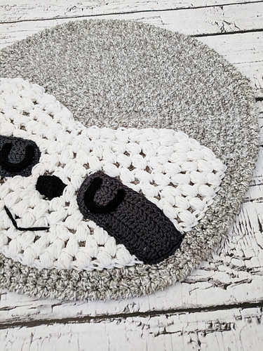 Ravelry: Sloth rug pattern by Hello Happy