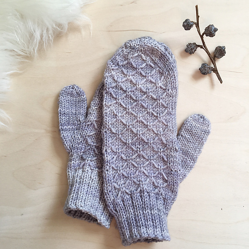 Ravelry: Moonstone Mittens pattern by Woolfield - Nicole Bracey