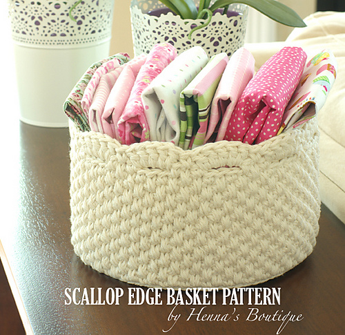 Ravelry: Scallop Edge Crochet Basket pattern by Henna Huczkowski