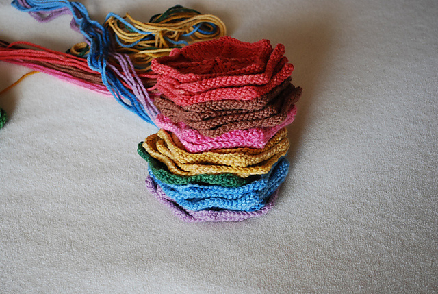 Ravelry: BrambleberryYarns' Hexagon Blanket