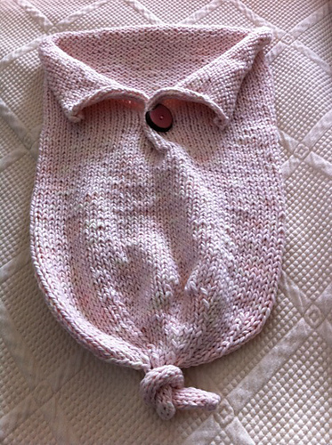 Ravelry: Peanut & Peapod pattern by Donna Higgins