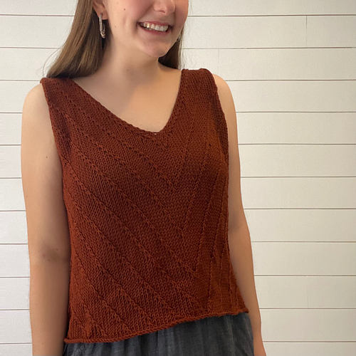 Ravelry: Lines Summertop pattern by Simone Ryan